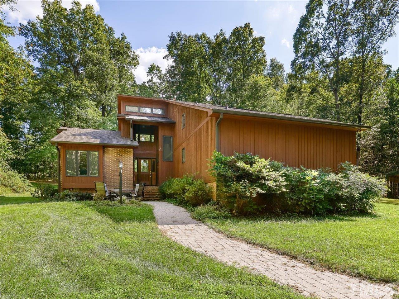 Modernist Home of the Month: Haw River Retreat With Oodles of Potential ...